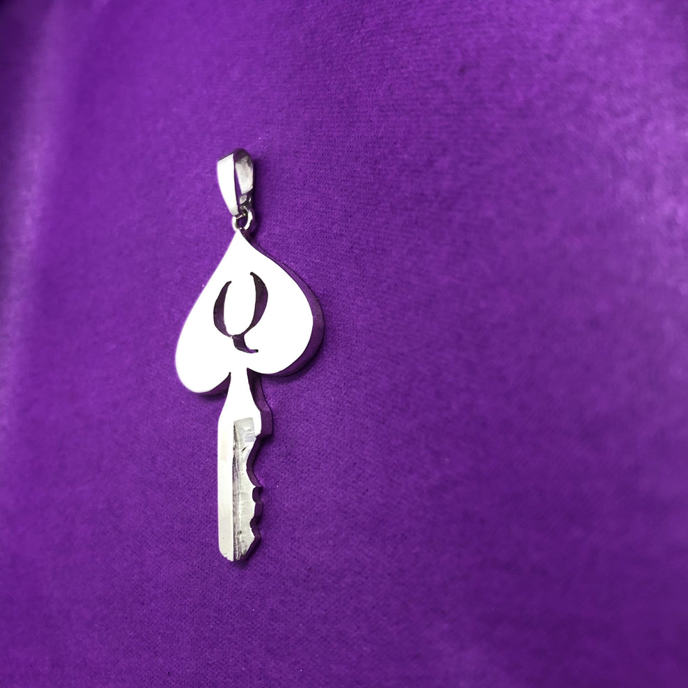 Queen of Spades handmade chastity key with padlock | chastity-shop ...